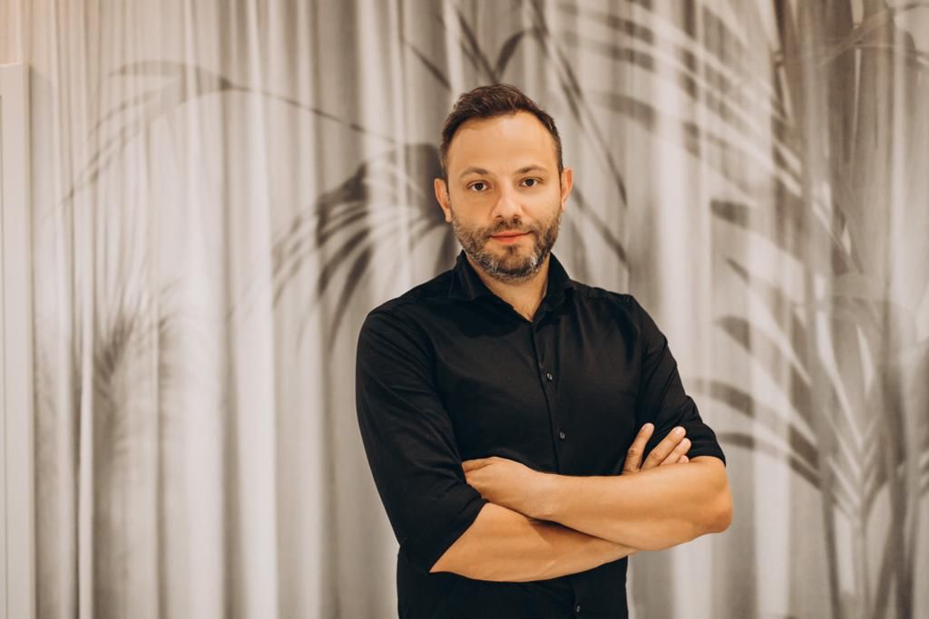 Tomasz Tomasik w Movuto - Aktualności